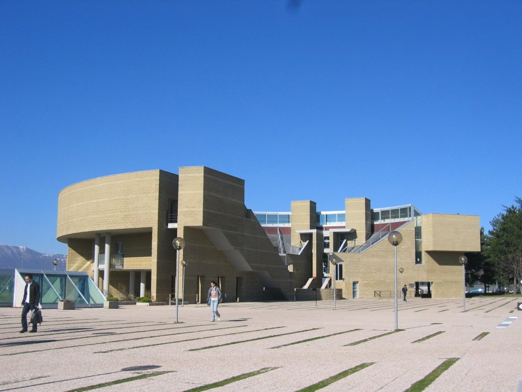 Università dell'Aquila, rimborso tasse universitarie per i laureati in ...